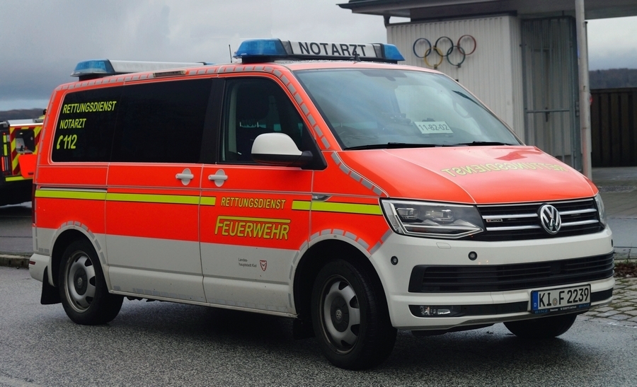 Einsatzkraefte in Kiel Das Online-Magazin aus Kiel - Rettungswache 11