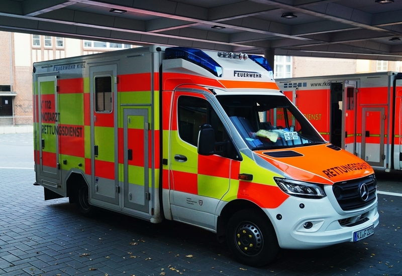 NEF / ITW / RTW / KTW / NAW - Einsatzkraefte in Kiel Das Online-Magazin aus Kiel